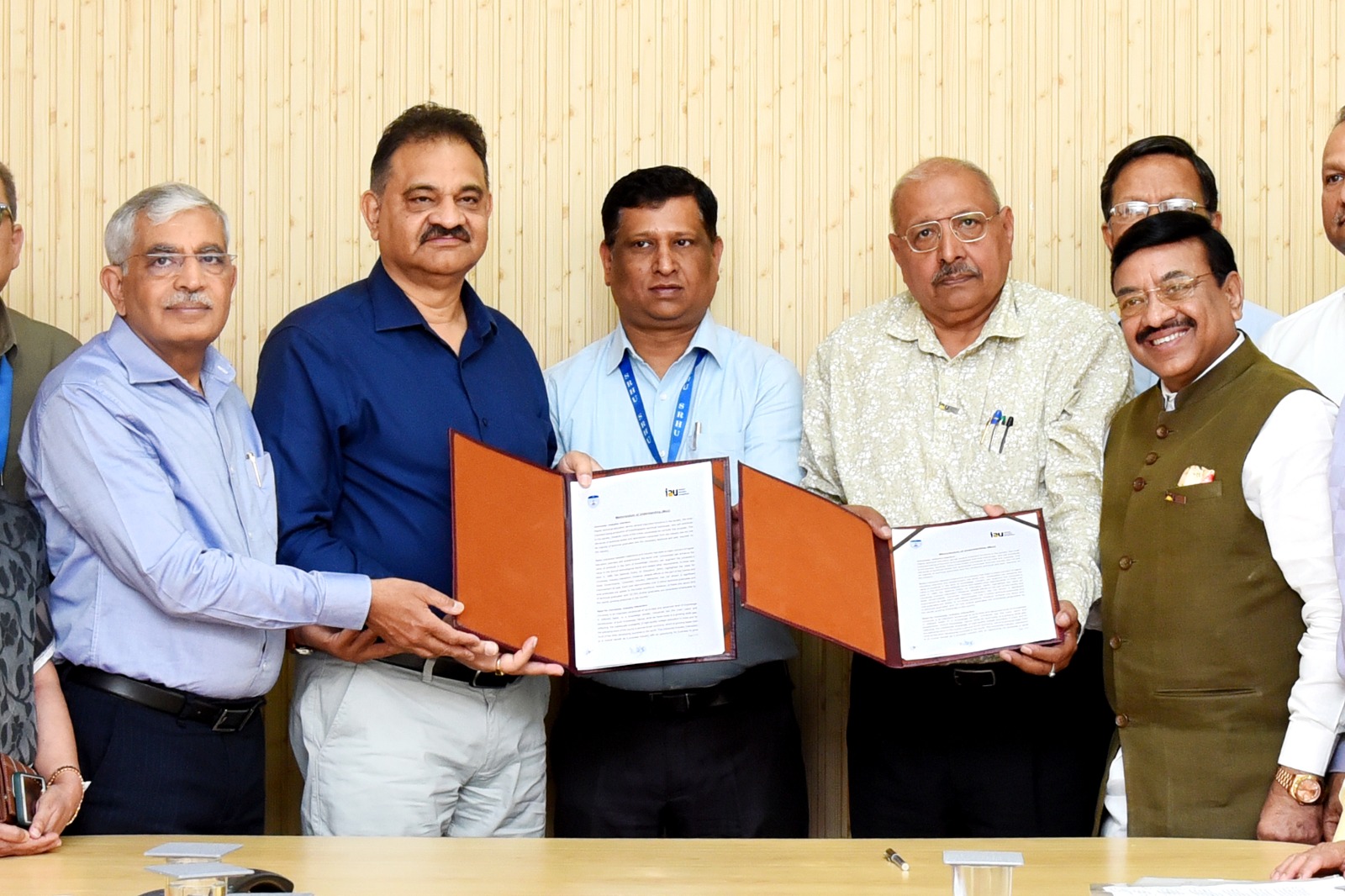 एसआरएचयू जौलीग्रांट के स्टूडेंट्स को मिलेगा इंडस्ट्रीज एसोसिएशन ऑफ़ उत्तराखंड का सपोर्ट - uktez.com